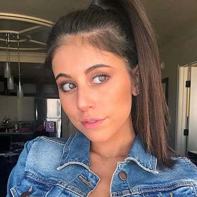 Violet Summers's Instagram, Twitter & Facebook on IDCrawl