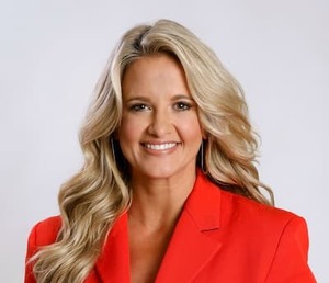 Kelsey Riggs Age: Bio, Husband, ESPN, Salary, Net Worth, Kids